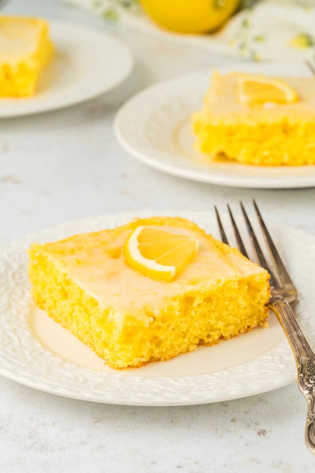 Lemon Sheet Cake - xoxoBella