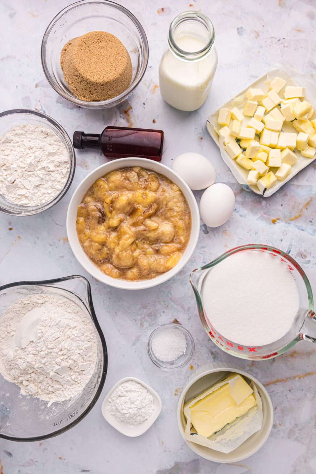 Banana Bread Crumb Cake - xoxoBella