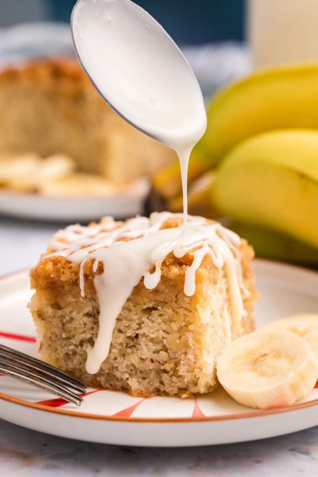 Banana Bread Crumb Cake - xoxoBella