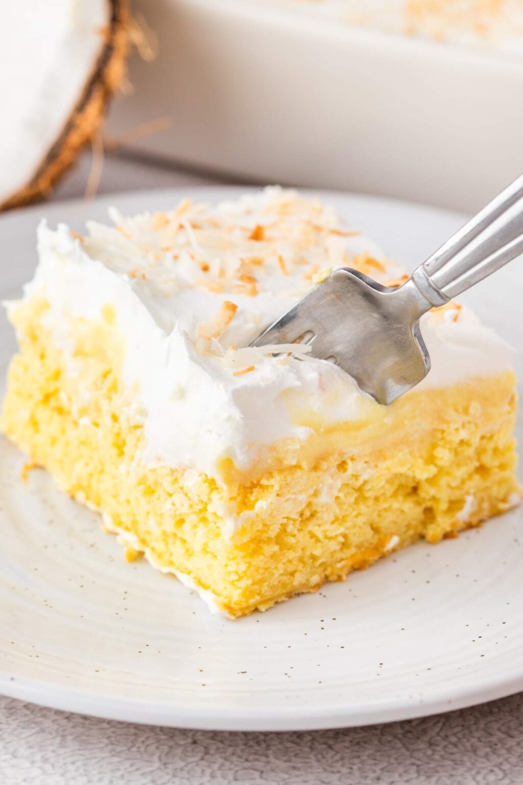 Coconut Cream Poke Cake - xoxoBella
