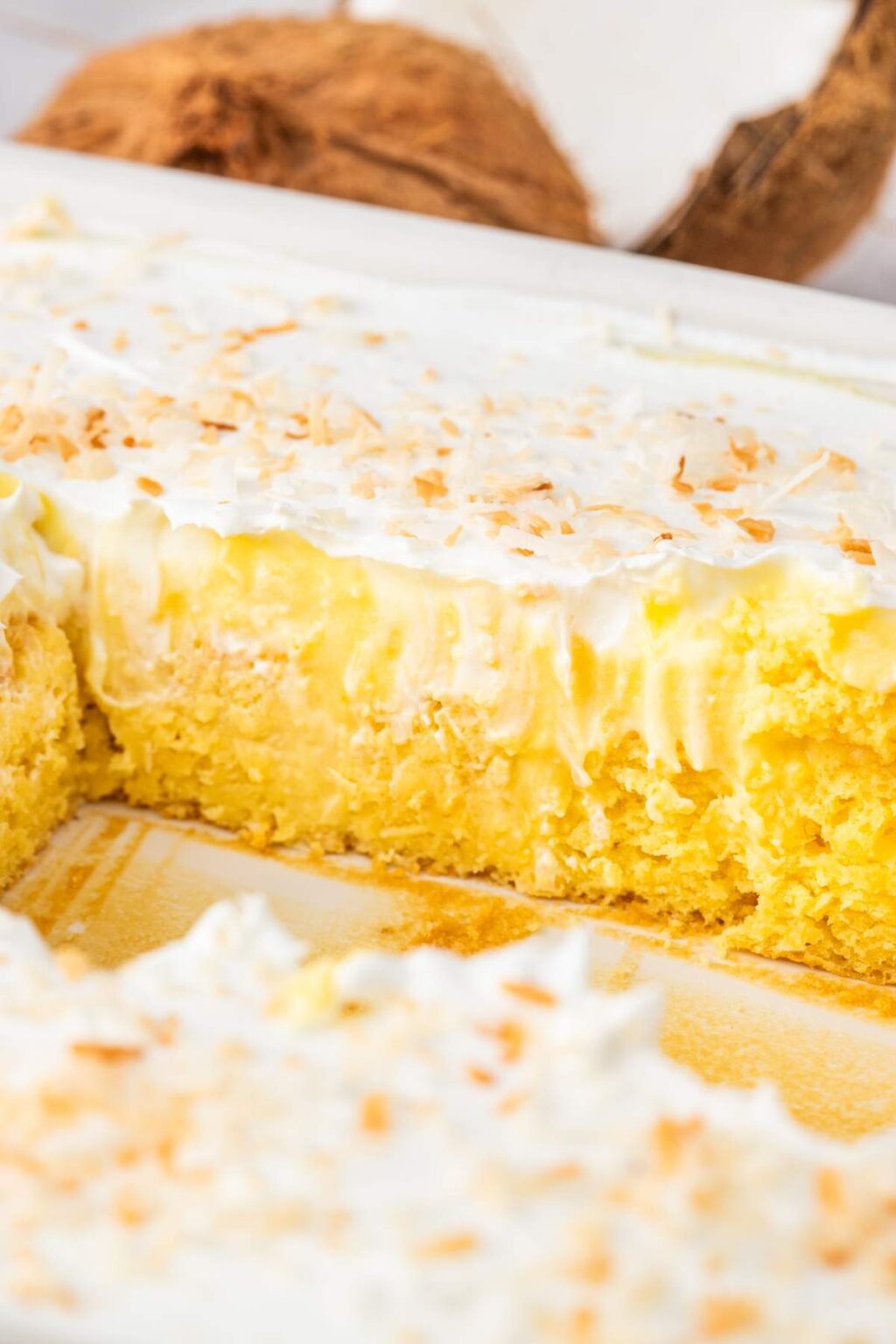 Coconut Cream Poke Cake - xoxoBella