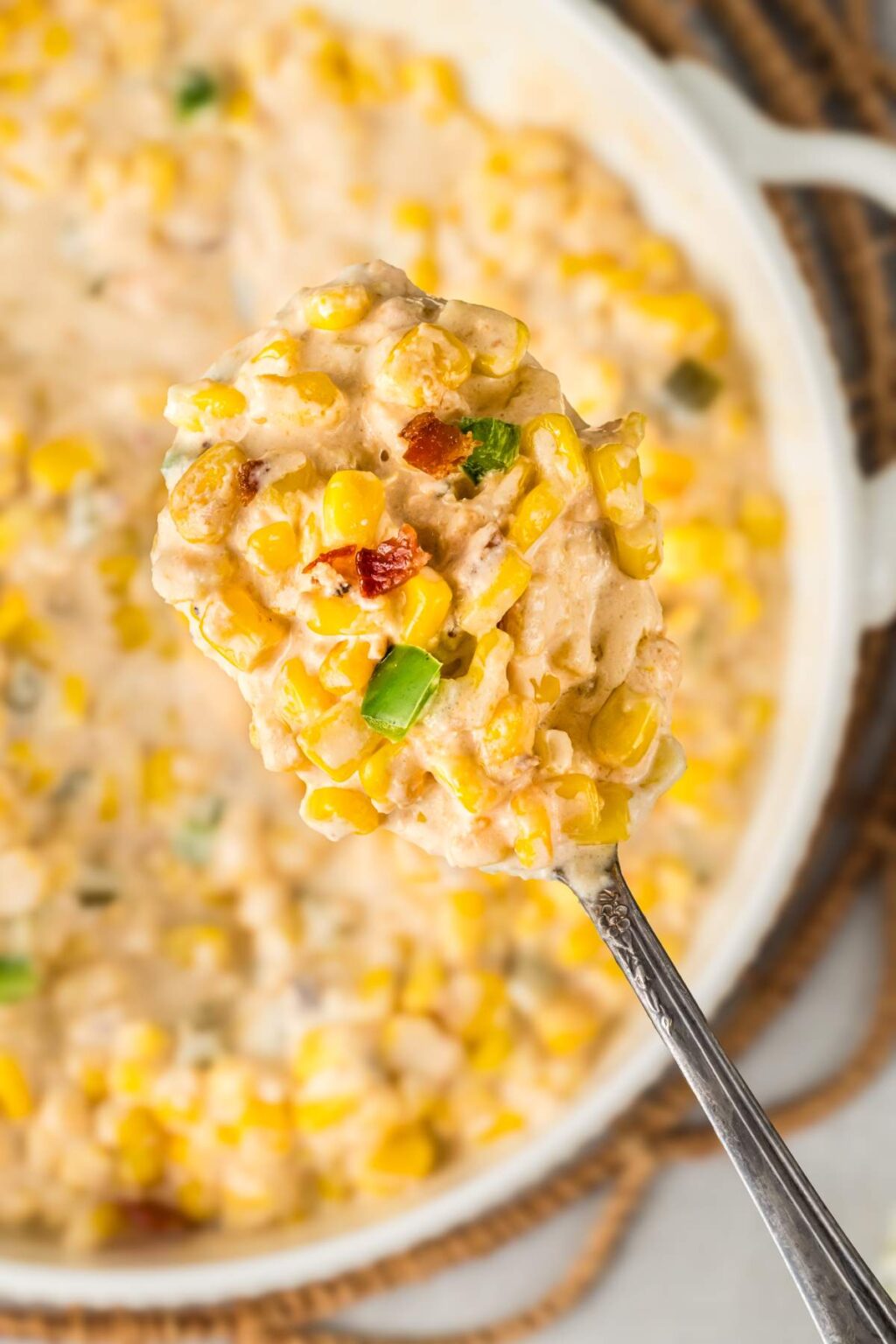 Slow Cooker Jalapeño Popper Creamed Corn - xoxoBella