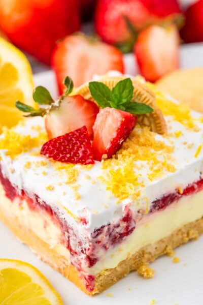 Strawberry Lemon Cheesecake Lasagna - xoxoBella