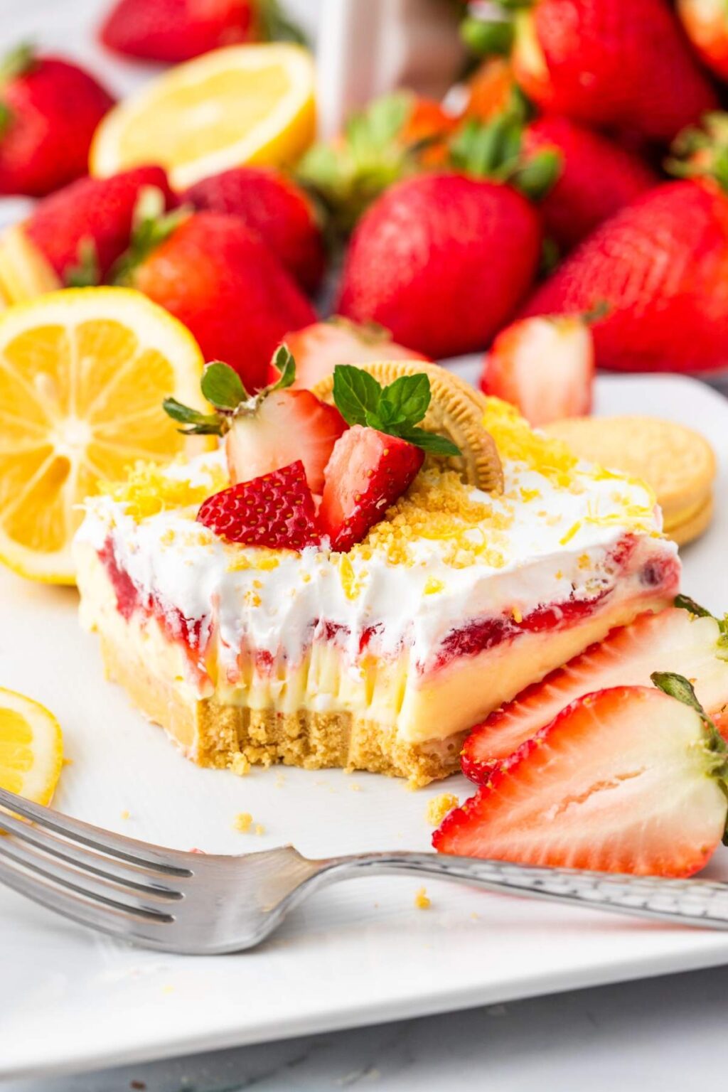 Strawberry Lemon Cheesecake Lasagna - xoxoBella