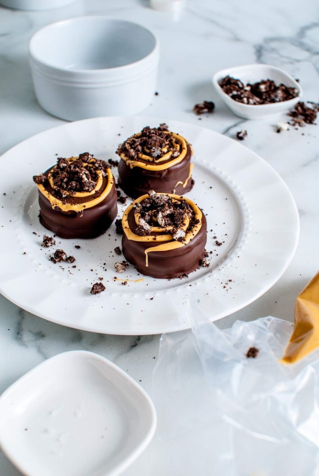 Reese's Stuffed Oreos - xoxoBella