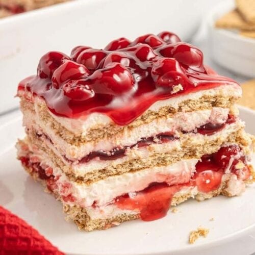 Cherry Cheesecake Icebox Cake - xoxoBella