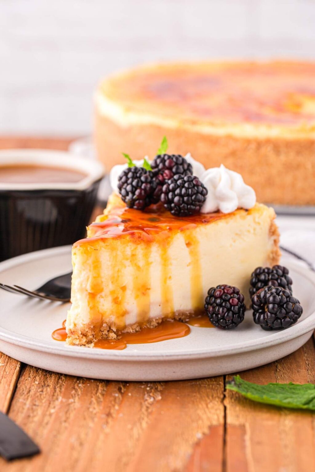 Creme Brûlée Cheesecake - xoxoBella