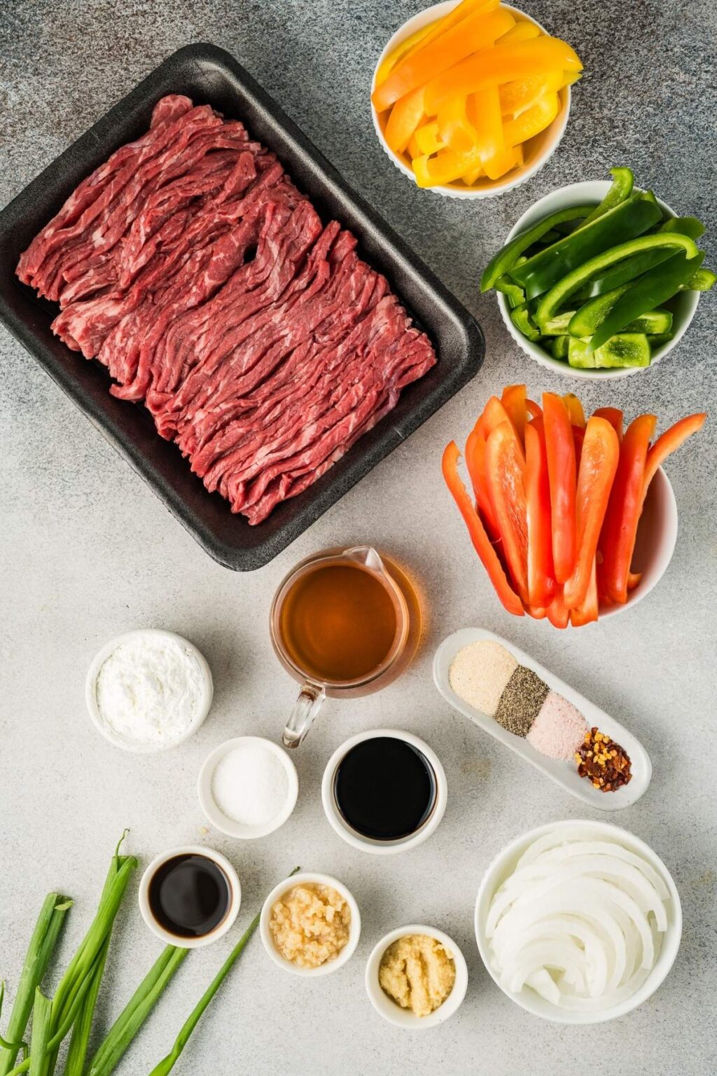 Slow Cooker Pepper Steak - xoxoBella