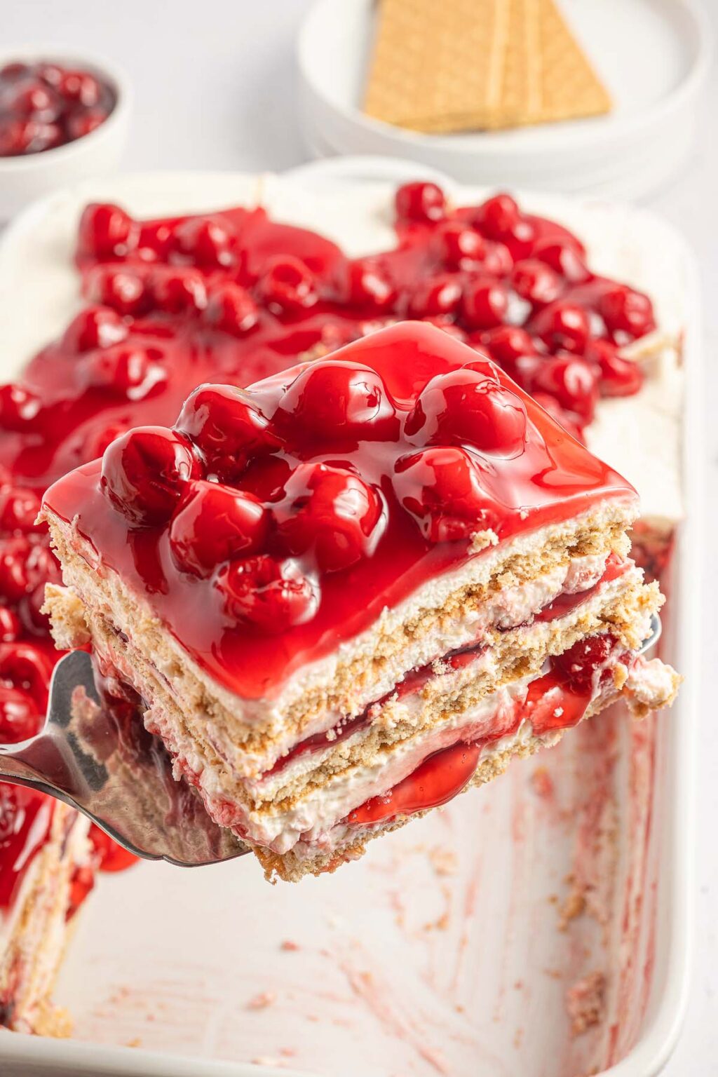 Cherry Cheesecake Icebox Cake - xoxoBella