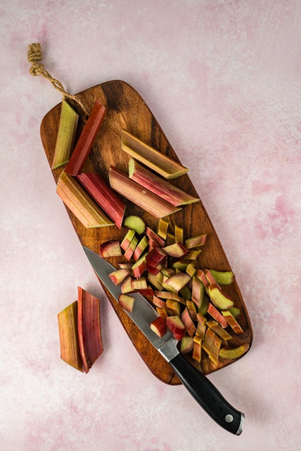 Old Fashioned Rhubarb Custard Cake - xoxoBella