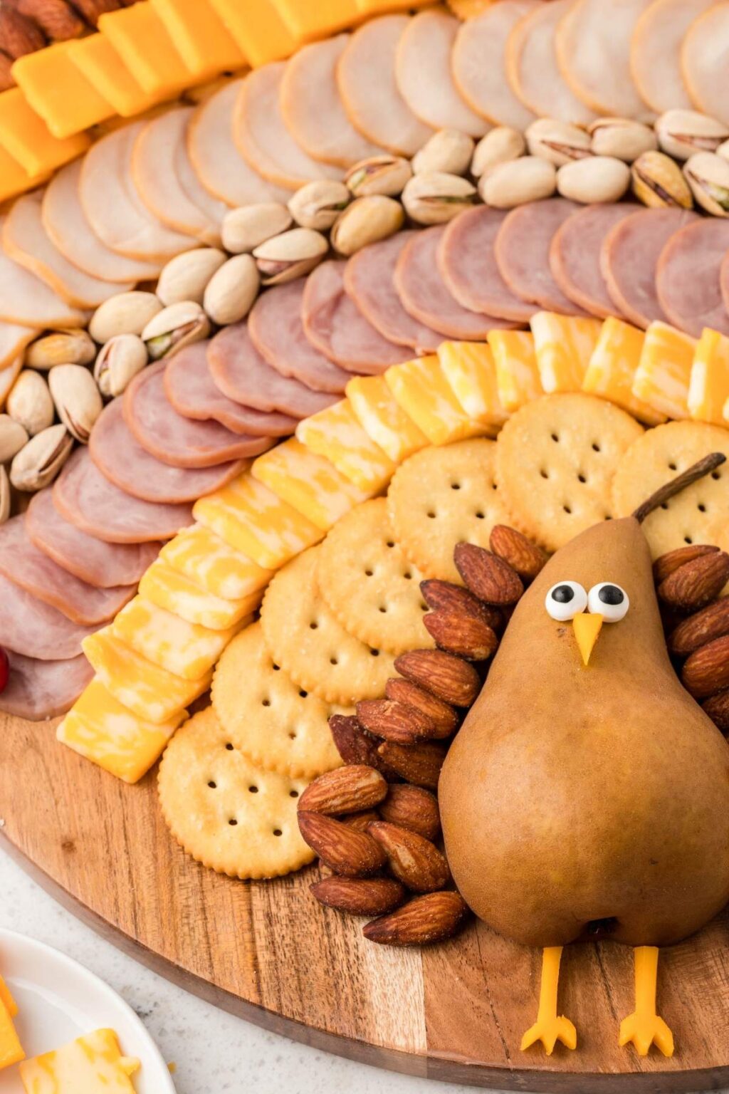 Thanksgiving Charcuterie Board - xoxoBella