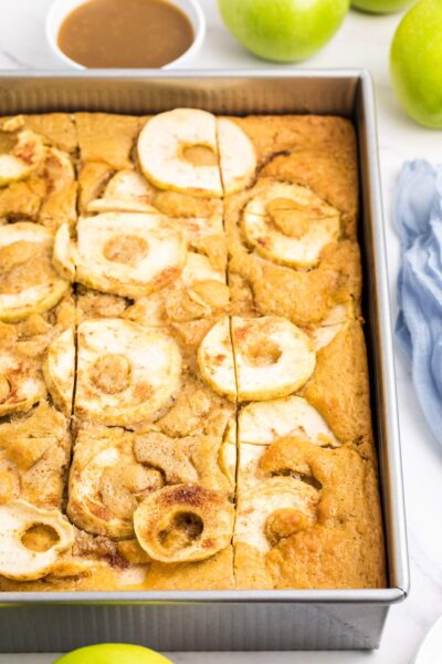 Apple Sheet Cake - xoxoBella