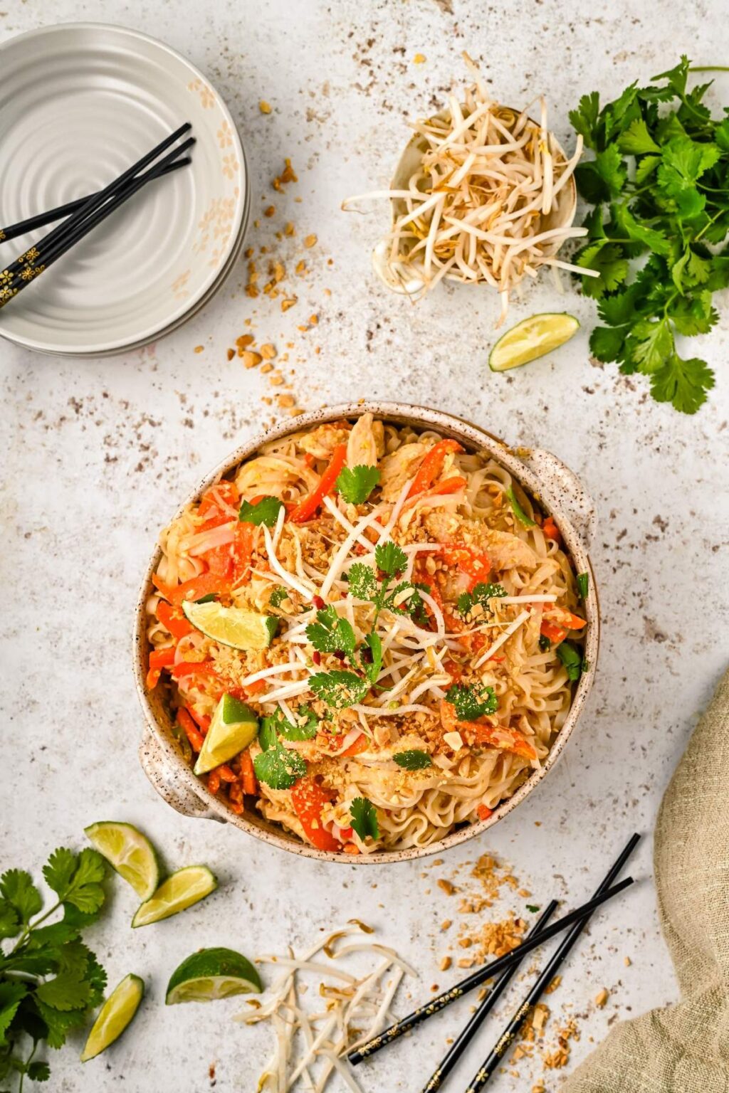 Easy Chicken Pad Thai - xoxoBella