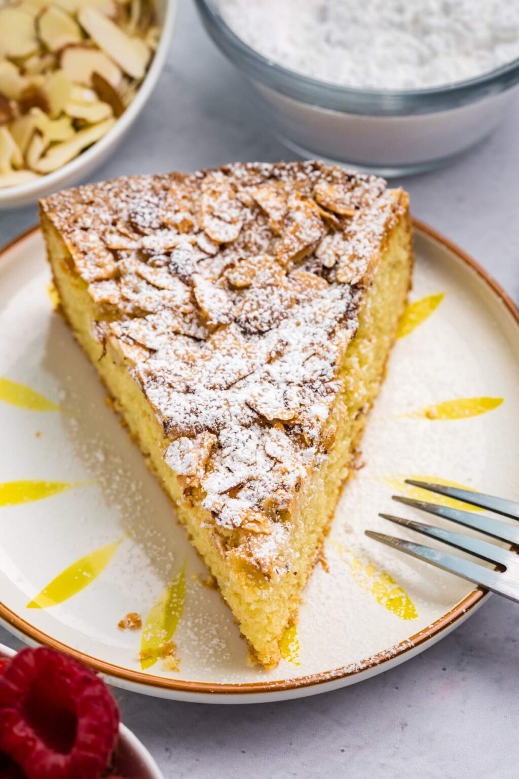 Italian Almond Cake - xoxoBella