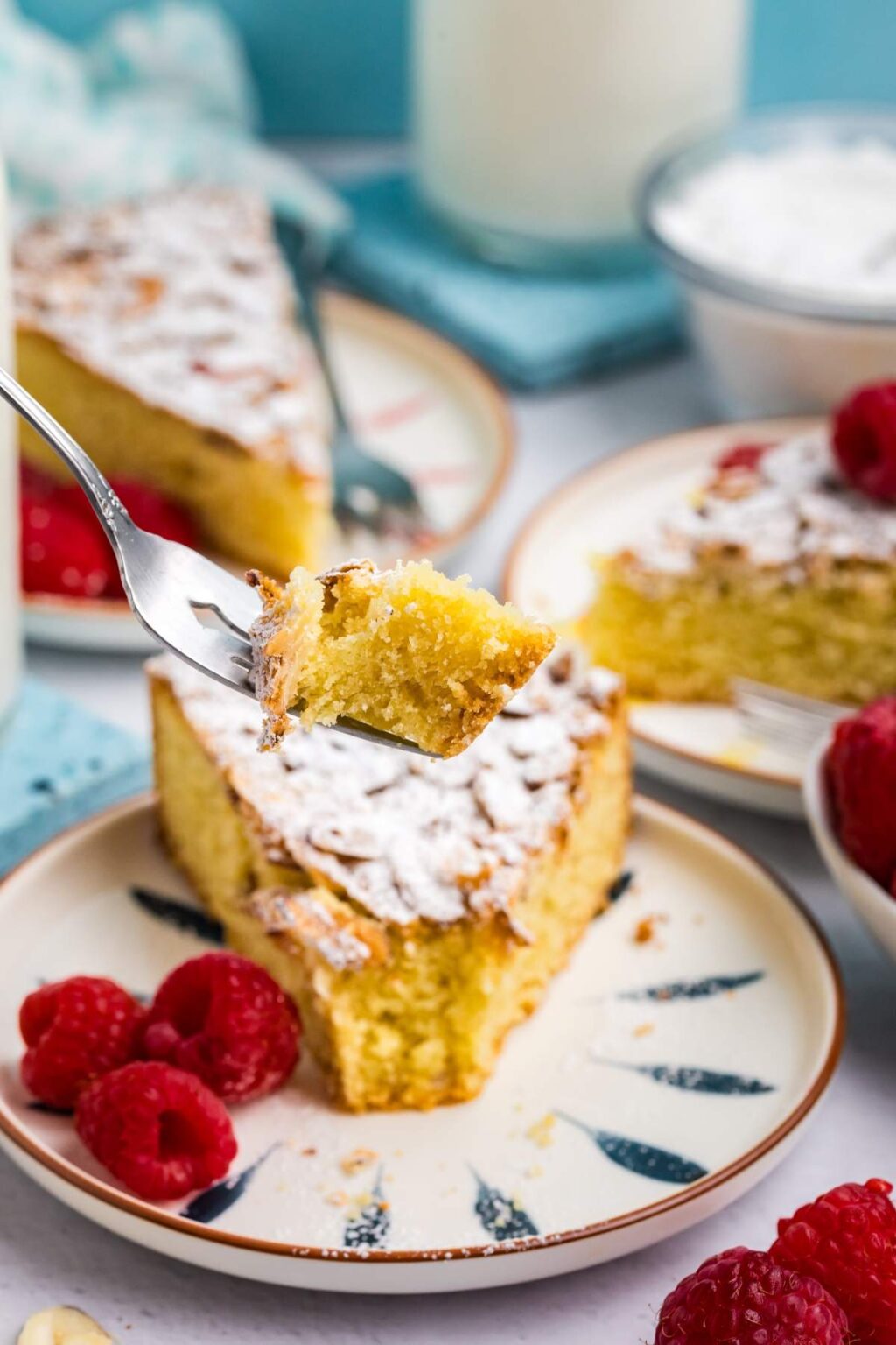 Italian Almond Cake - xoxoBella