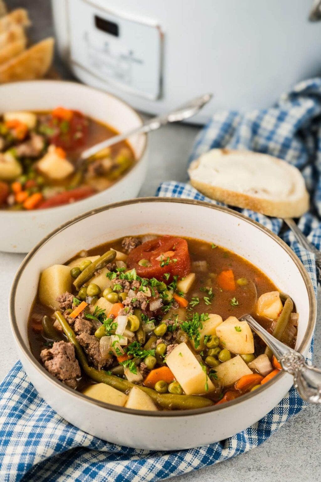 Slow Cooker Poor Man's Stew - xoxoBella