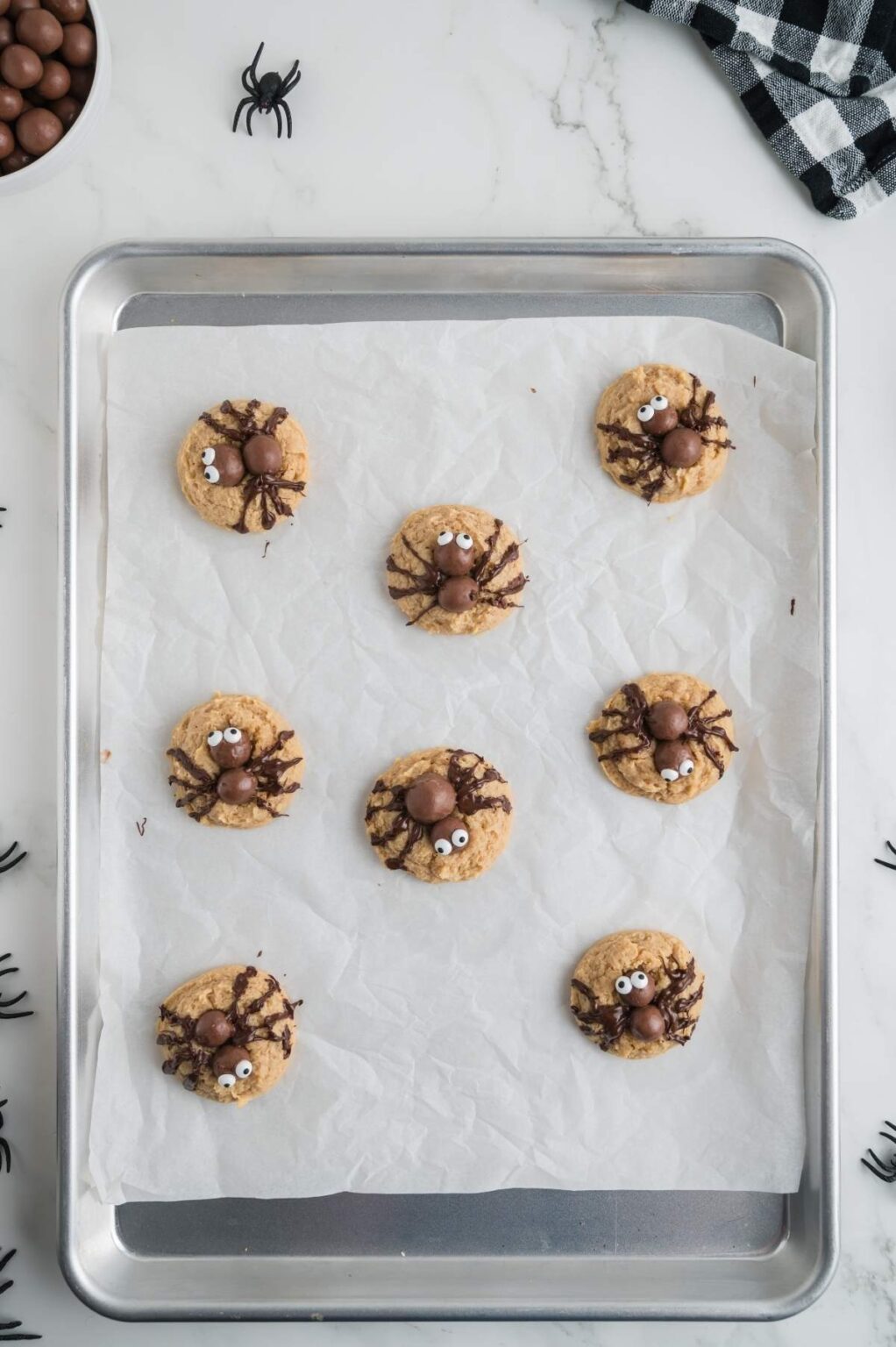 Peanut Butter Spider Cookies - xoxoBella