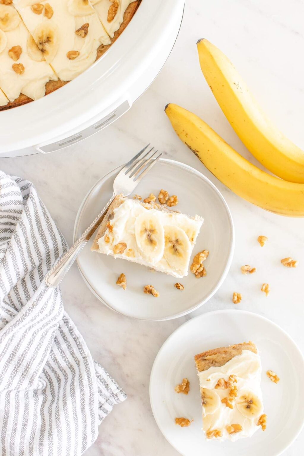 Slow Cooker Banana Cake - xoxoBella