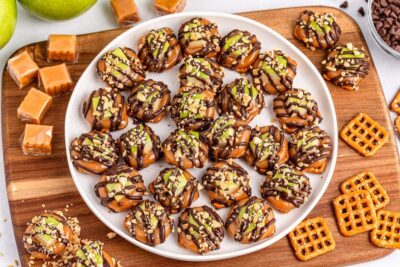 Caramel Apple Pretzel Bites - xoxoBella