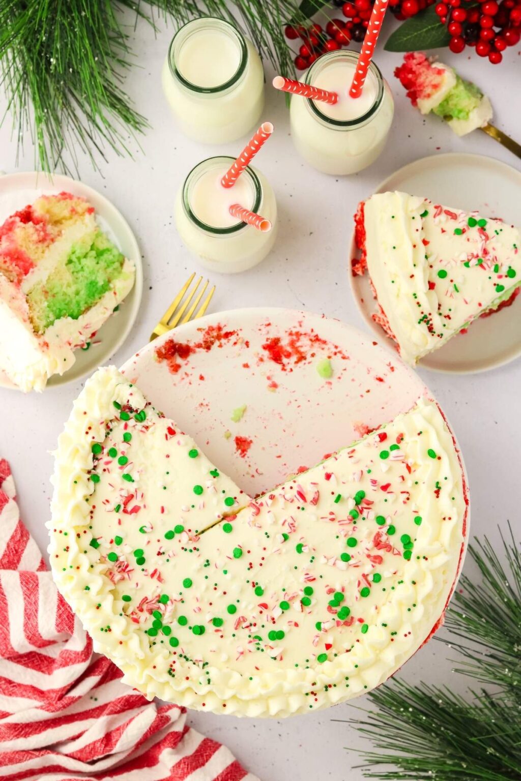 Christmas Poke Cake - xoxoBella