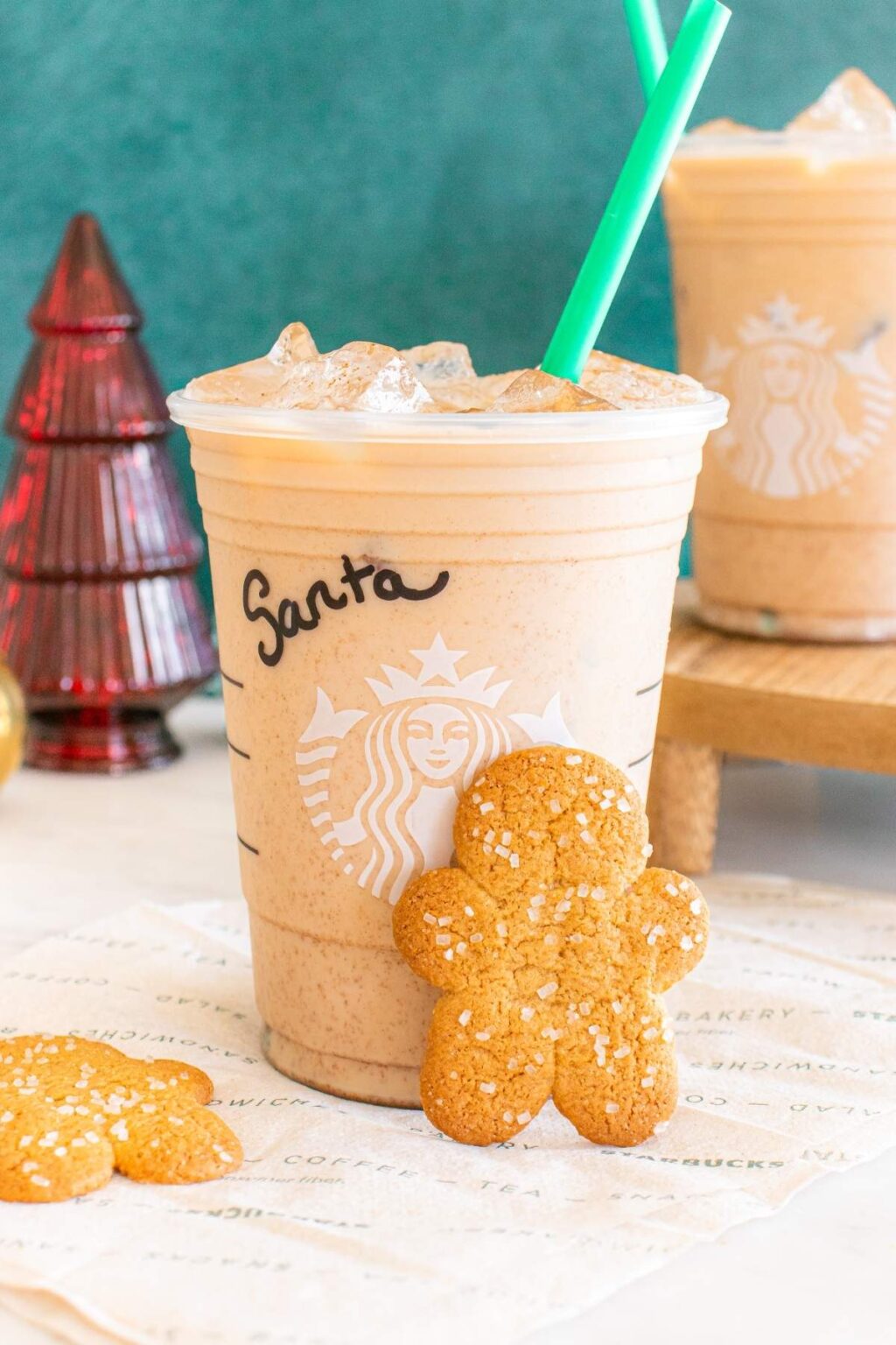Starbucks Copycat Iced Gingerbread Latte - xoxoBella