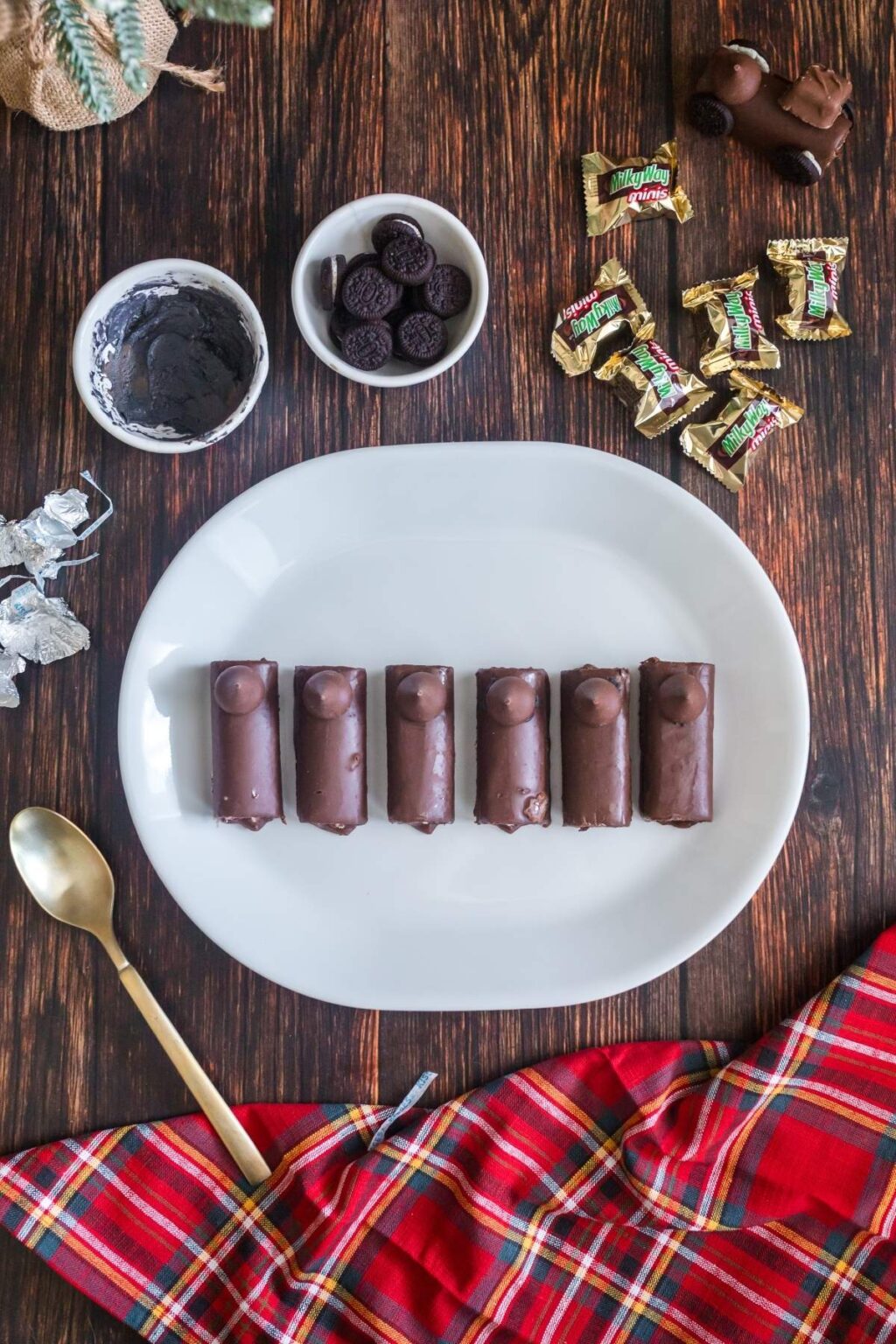 Swiss Roll Train Treats - xoxoBella
