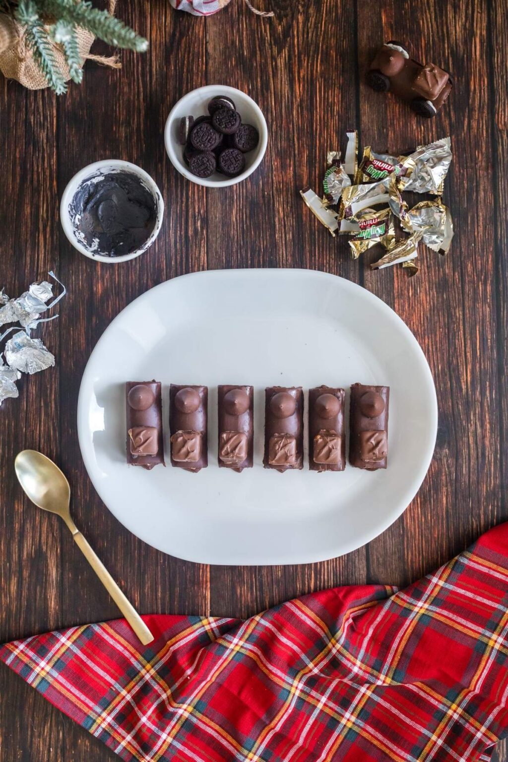 Swiss Roll Train Treats - xoxoBella