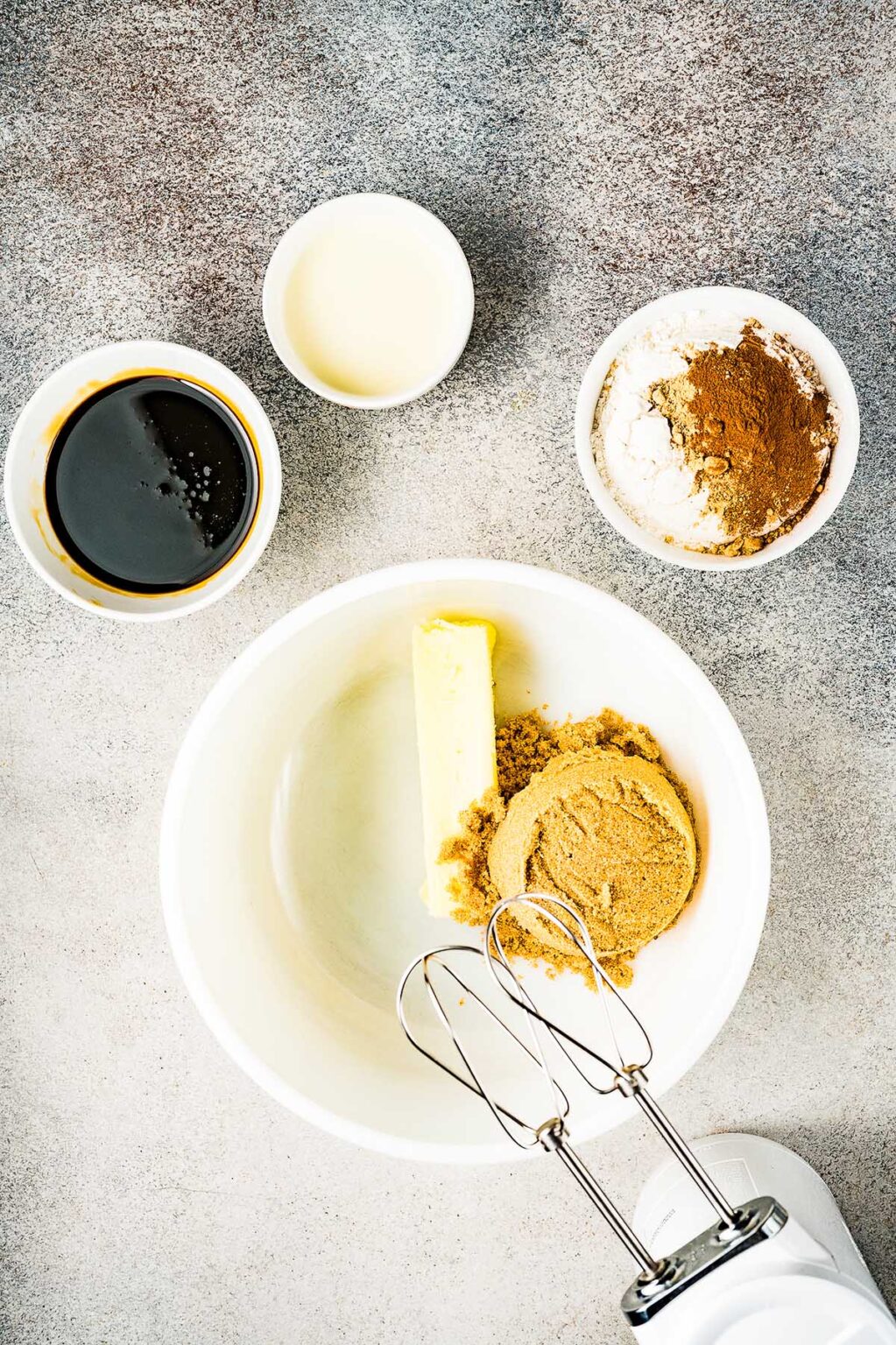 Marranitos - Mexican Gingerbread Pigs - xoxoBella