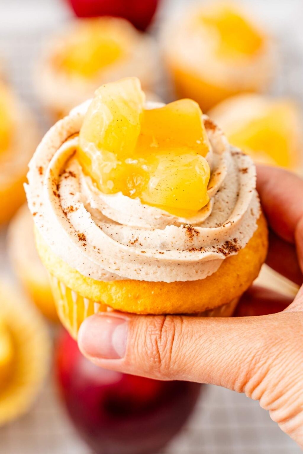 Apple Pie Cupcakes - xoxoBella