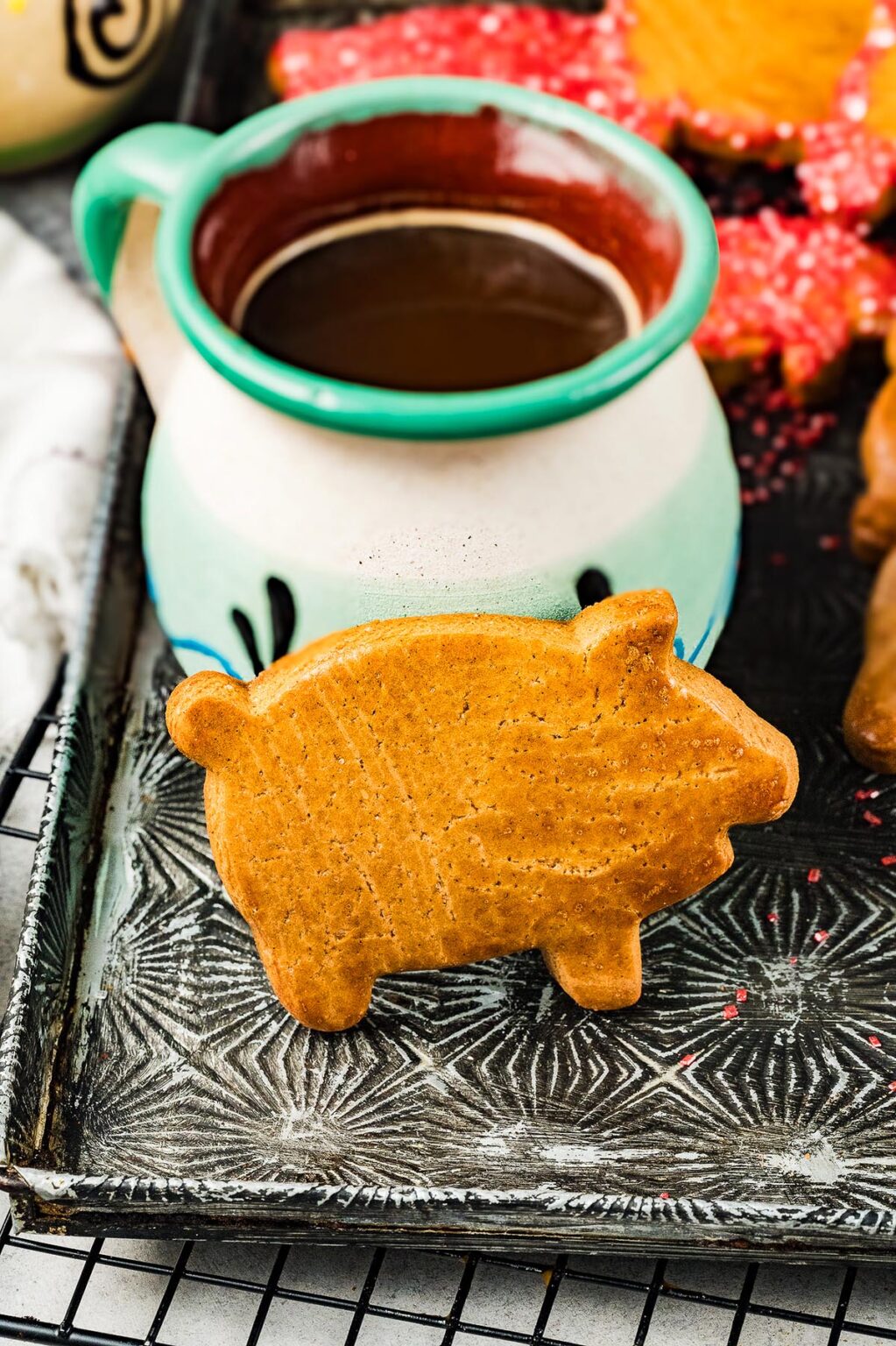 Marranitos - Mexican Gingerbread Pigs - xoxoBella