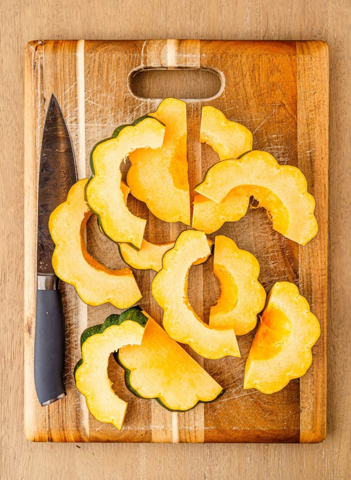 Roasted Acorn Squash - xoxoBella