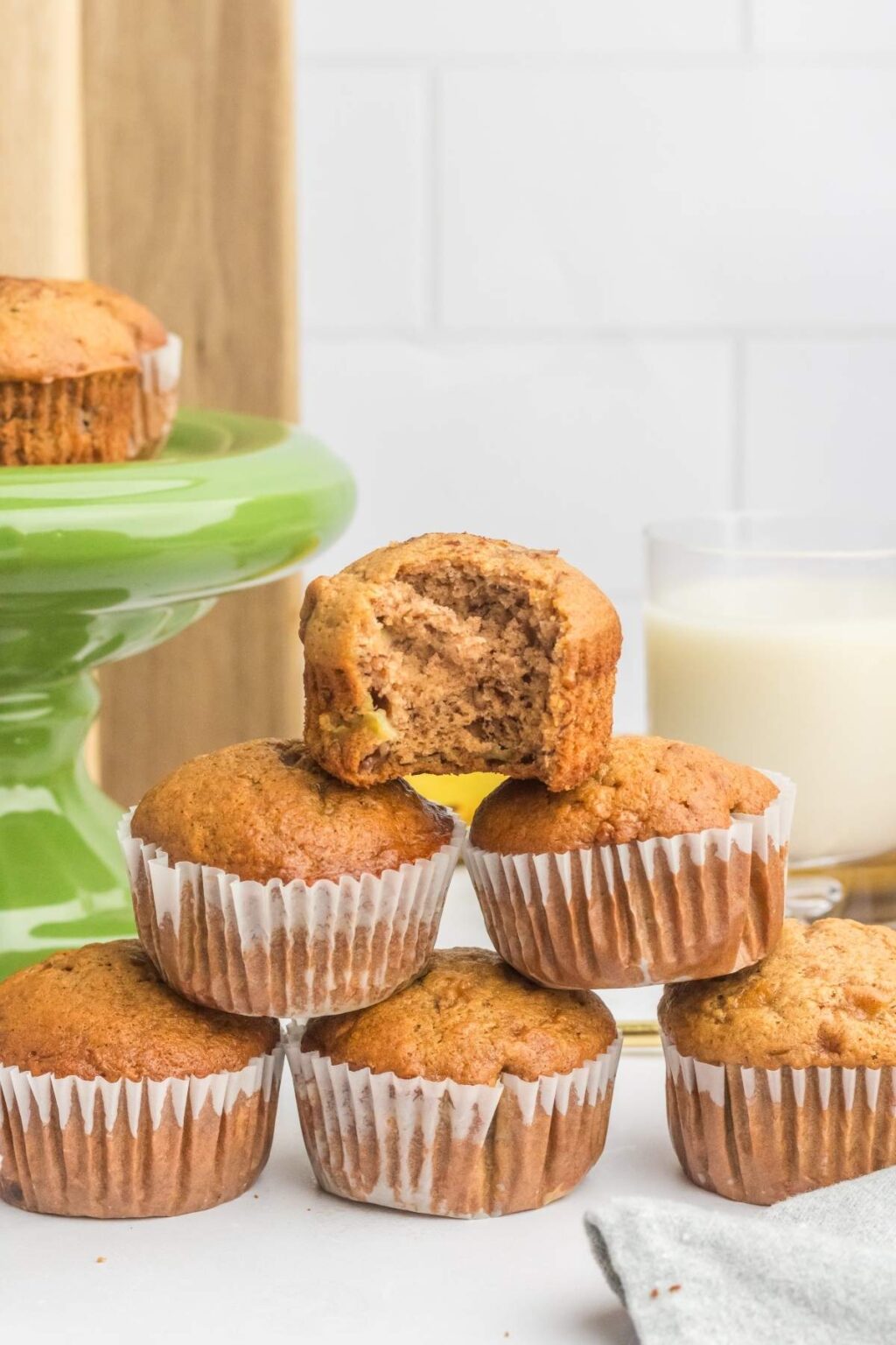 Easy Banana Muffins - xoxoBella