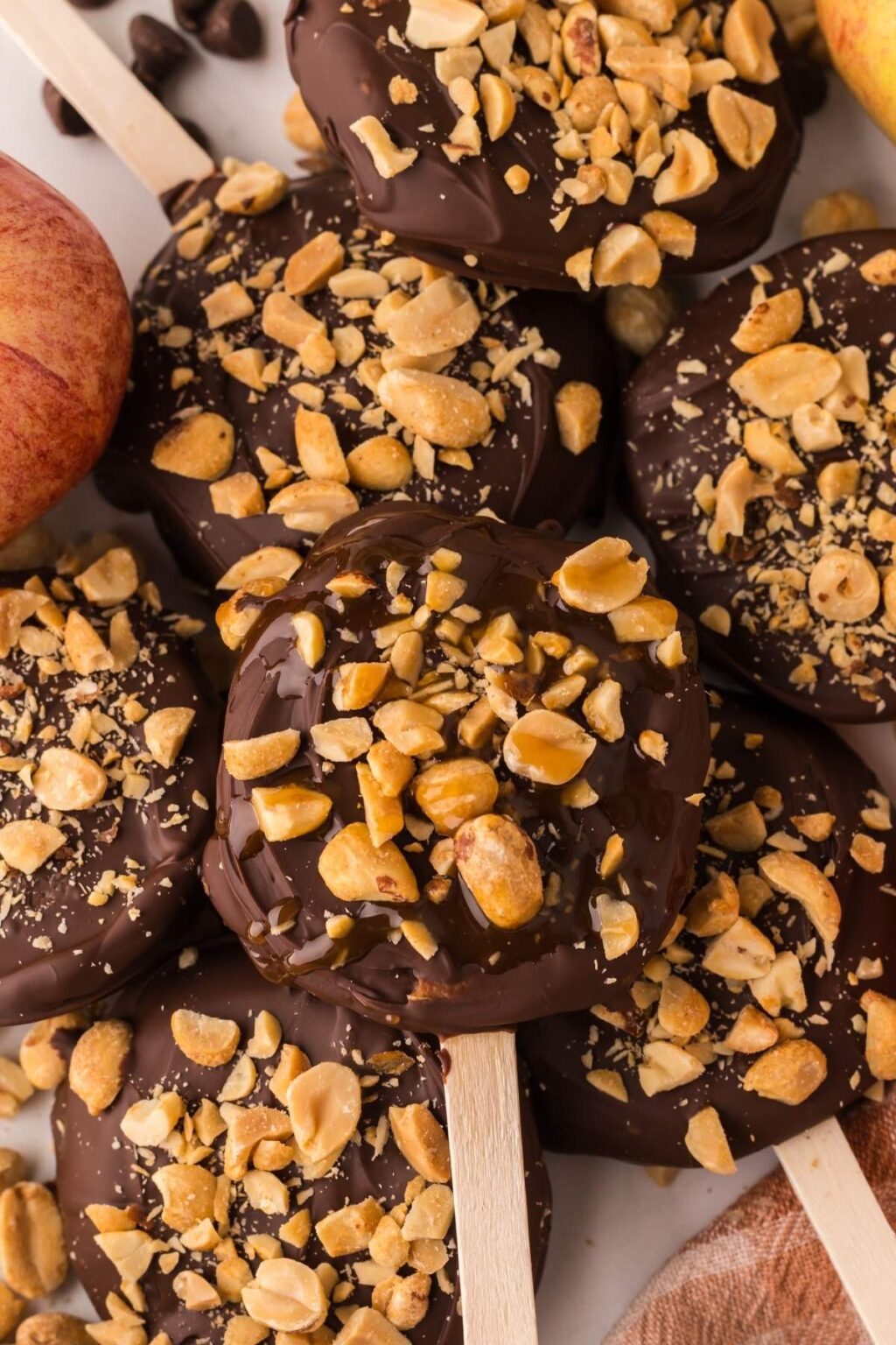 Chocolate Caramel Apple Pops - xoxoBella