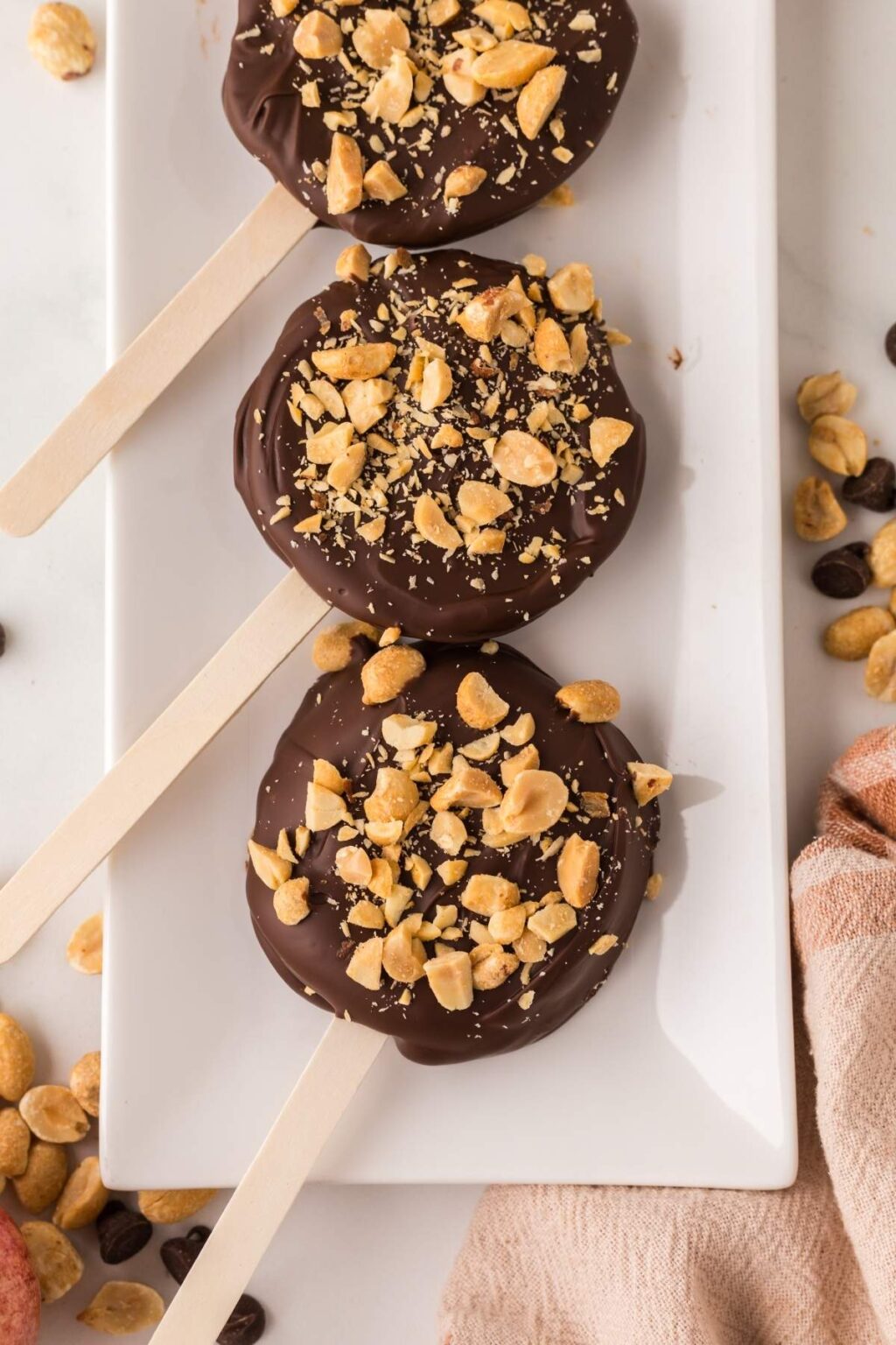 Chocolate Caramel Apple Pops - xoxoBella