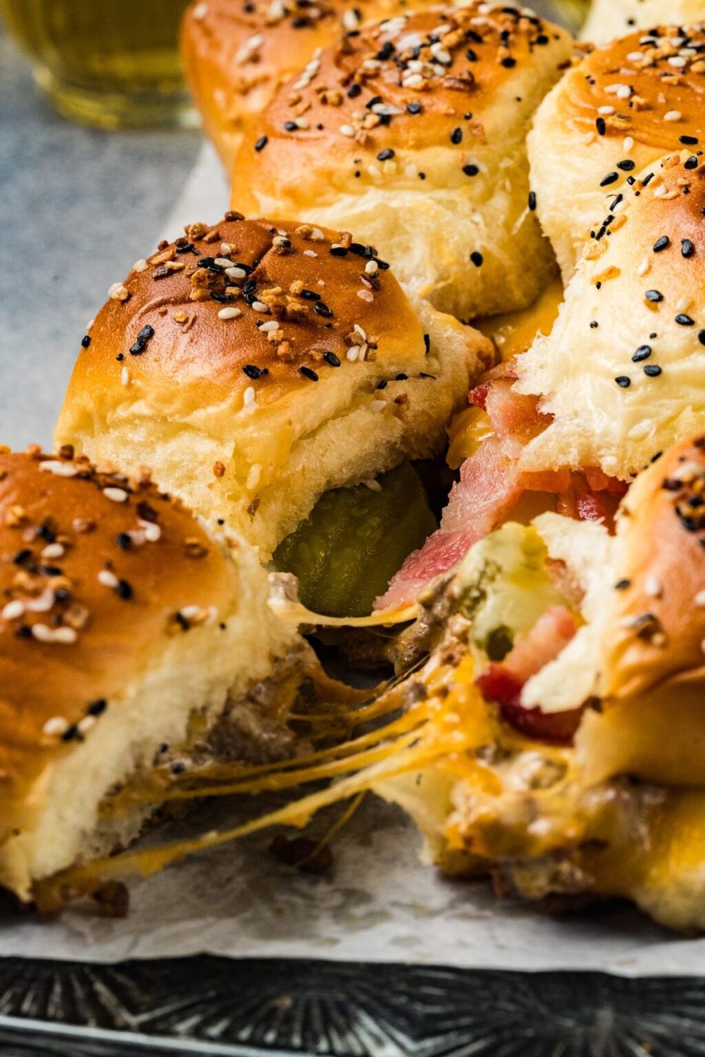 Bacon Cheeseburger Sliders - xoxoBella