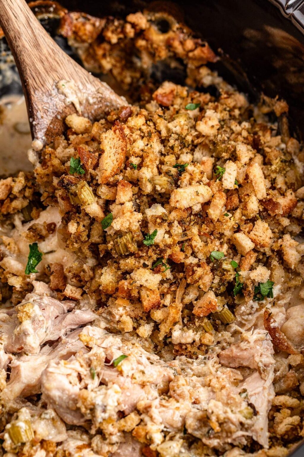 Slow Cooker Chicken and Stuffing - xoxoBella