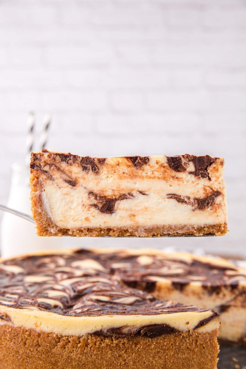 Chocolate Swirl Cheesecake - xoxoBella