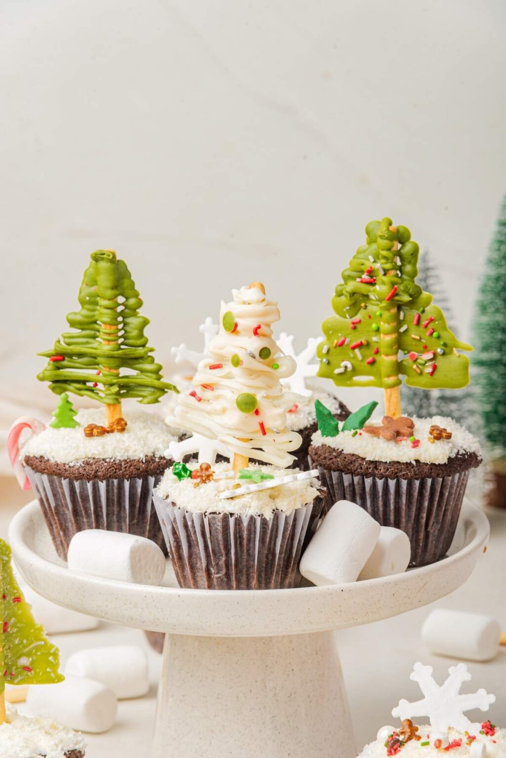 Christmas Tree Cupcakes - xoxoBella