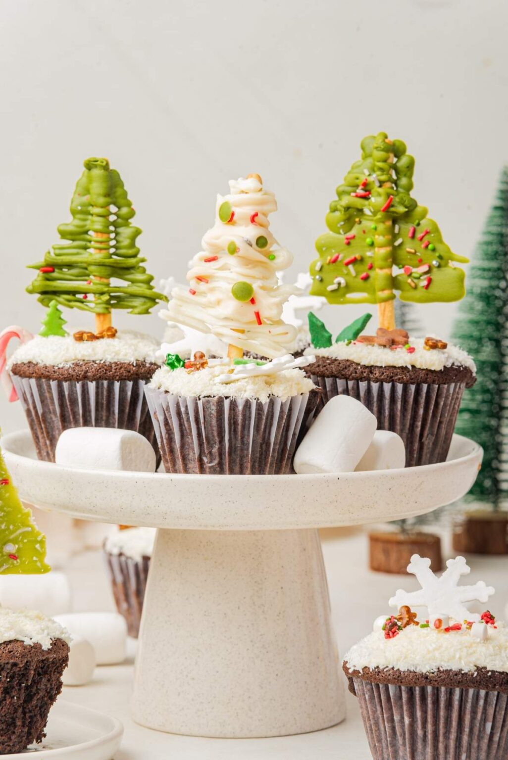 Christmas Tree Cupcakes - xoxoBella