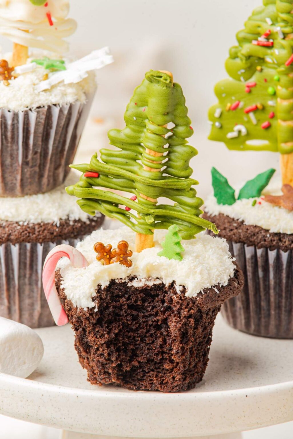 Christmas Tree Cupcakes - xoxoBella