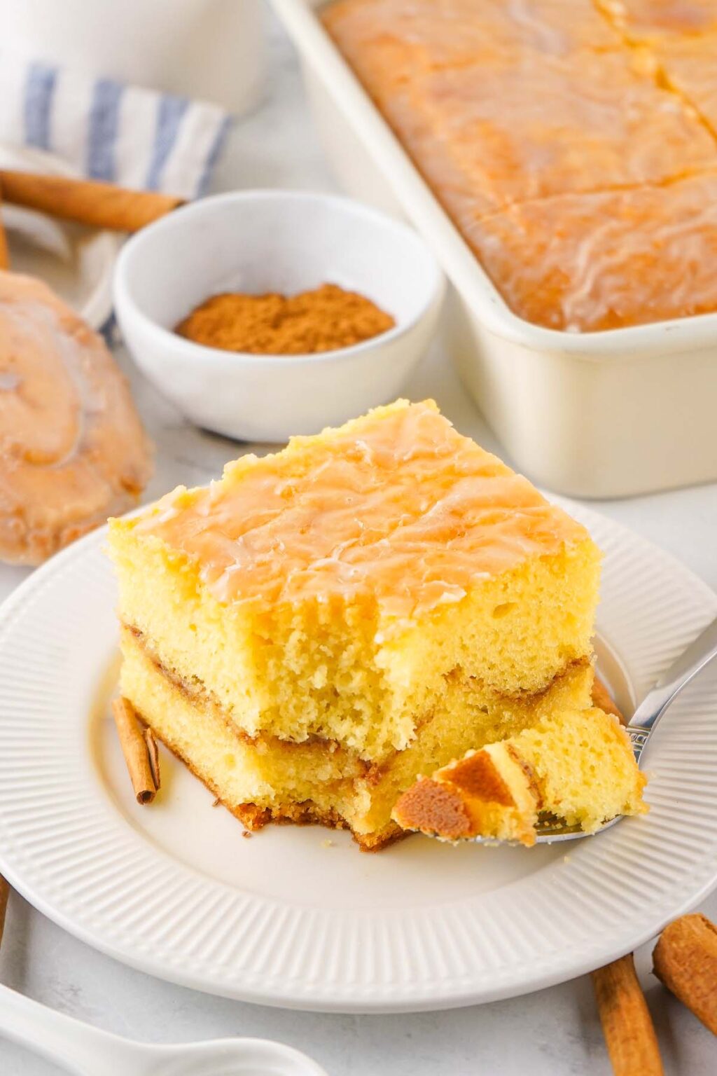 Honey Bun Cake - xoxoBella