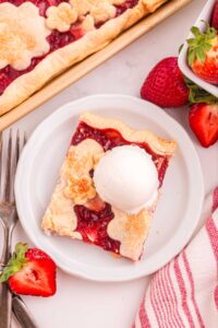 Strawberry Slab Pie - xoxoBella
