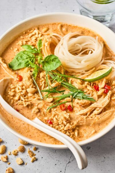 Red Curry Chicken Noodle Soup - xoxoBella
