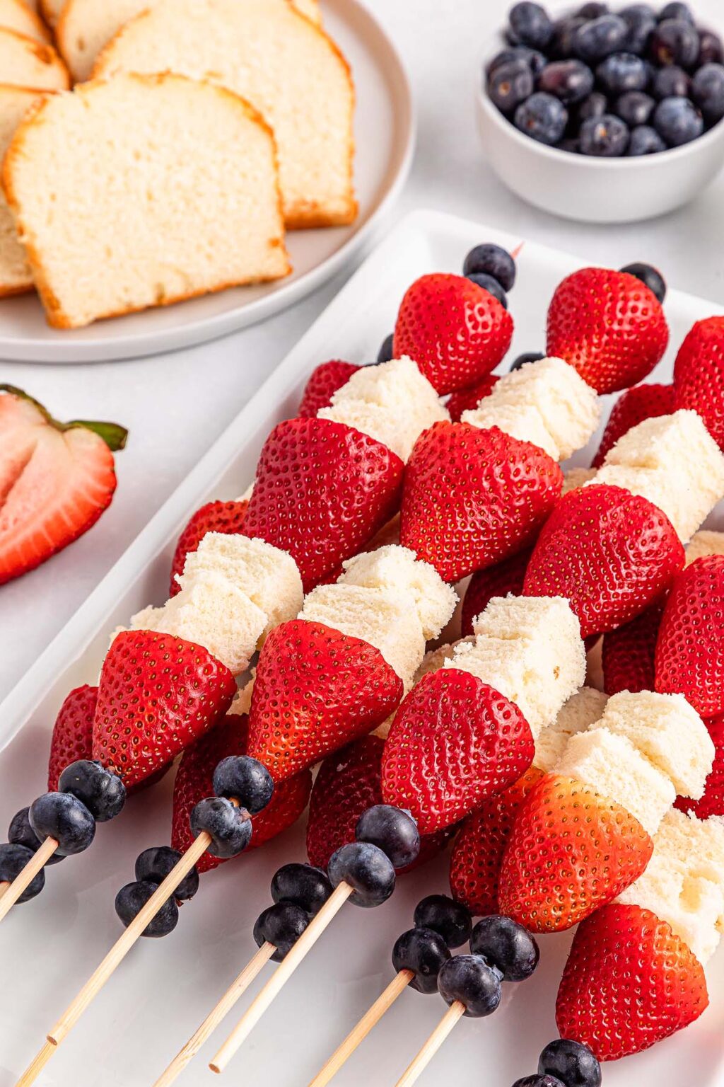Berry and Pound Cake Skewers - xoxoBella