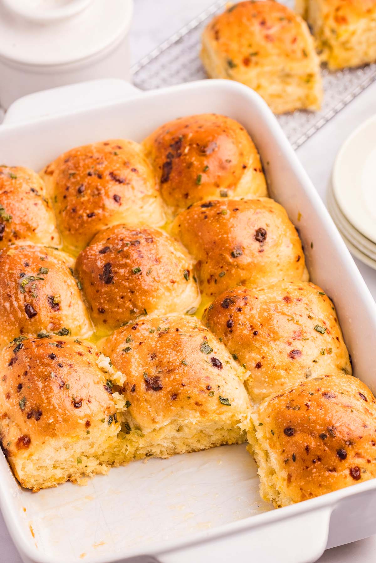 Cheddar Chive Dinner Rolls - xoxoBella