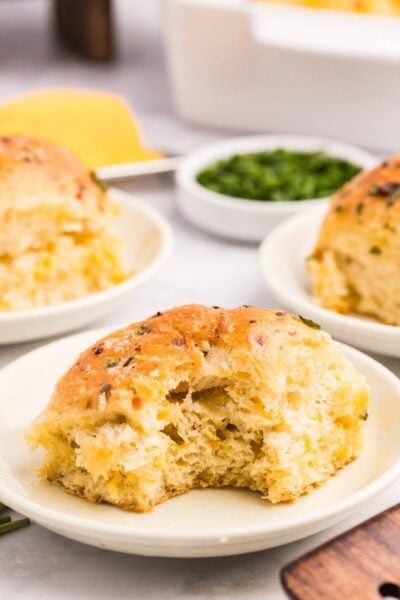 Cheddar Chive Dinner Rolls - xoxoBella
