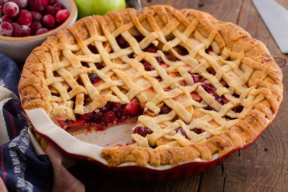 Apple Cranberry Pie - xoxoBella