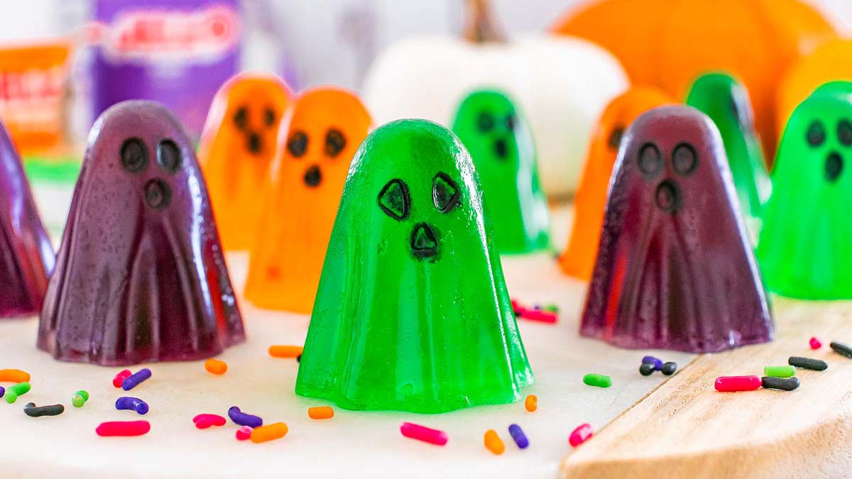 Ghost Jello Shots - xoxoBella