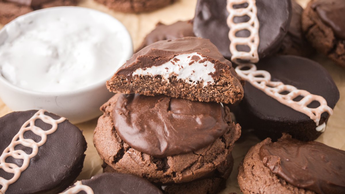 Ding Dong Cookies - xoxoBella