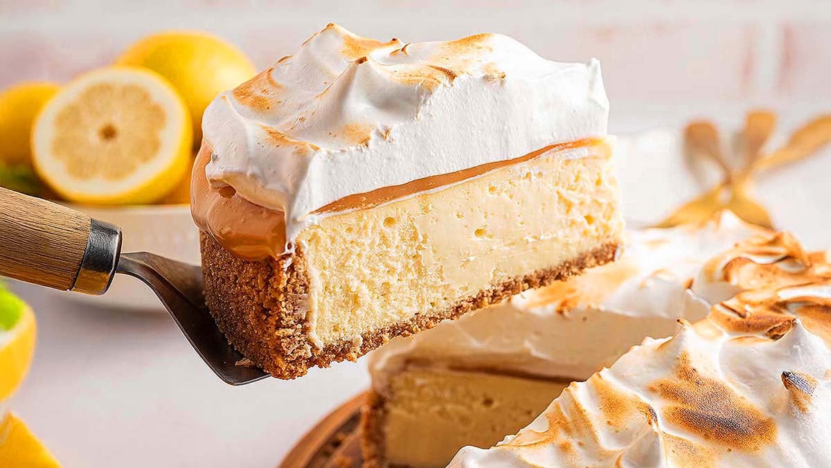 Lemon Meringue Cheesecake - xoxoBella